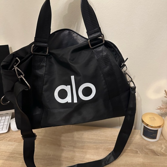 ALO Yoga | Bags | Alo Duffle Bag Black With Short And Long Strap | Poshmark